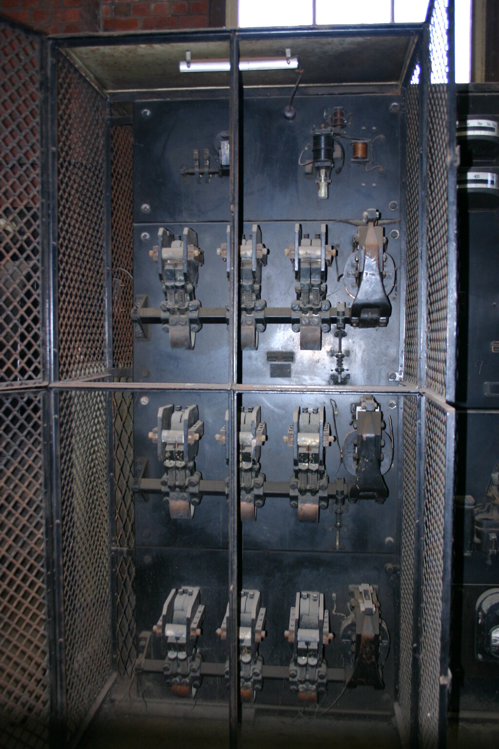 Upgrading Your Electrical Panel: A Electrician’s Perspective on Zinsco ...